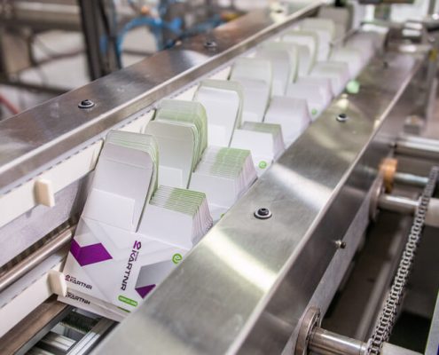 Vertical and horizontal carton forming machine