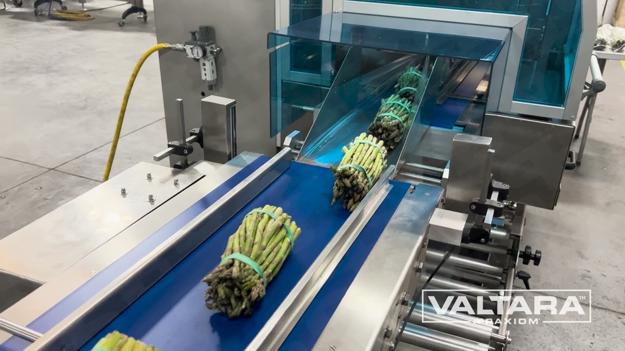 SleekWrapper i 65 to Flow Wrap Whole Asparagus