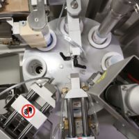 IWK FP8 | Squeeze Tube Filling